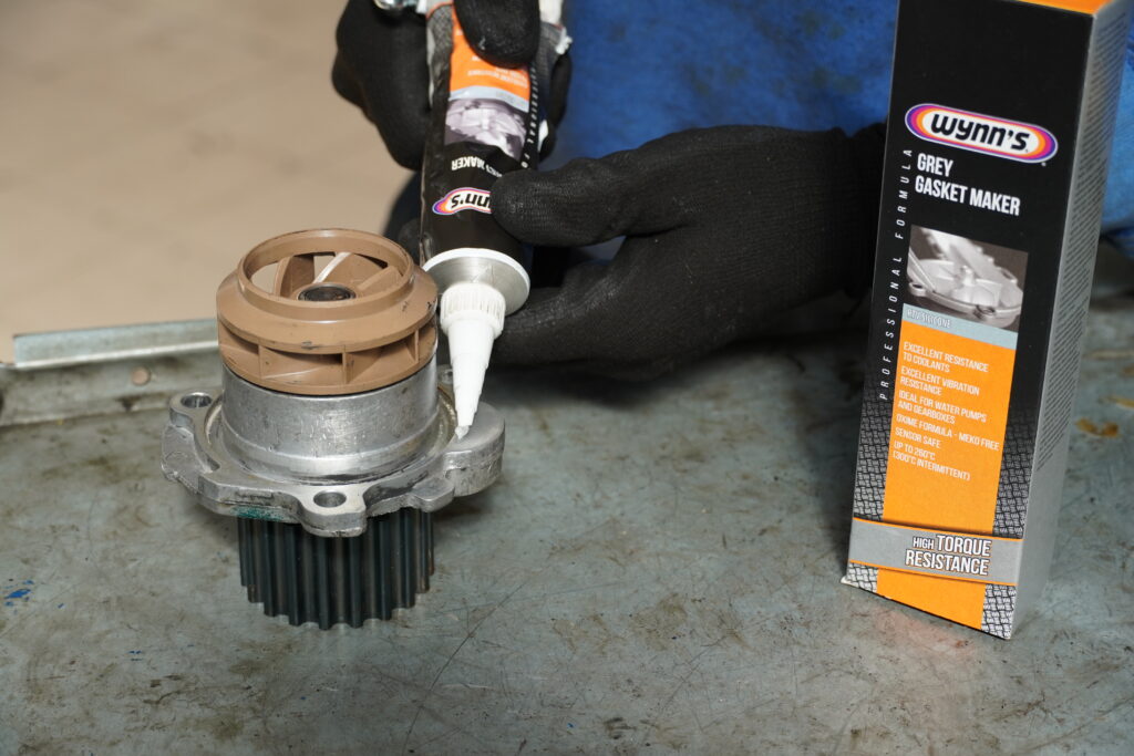 Grey Gasket Maker | Wynn's Europe